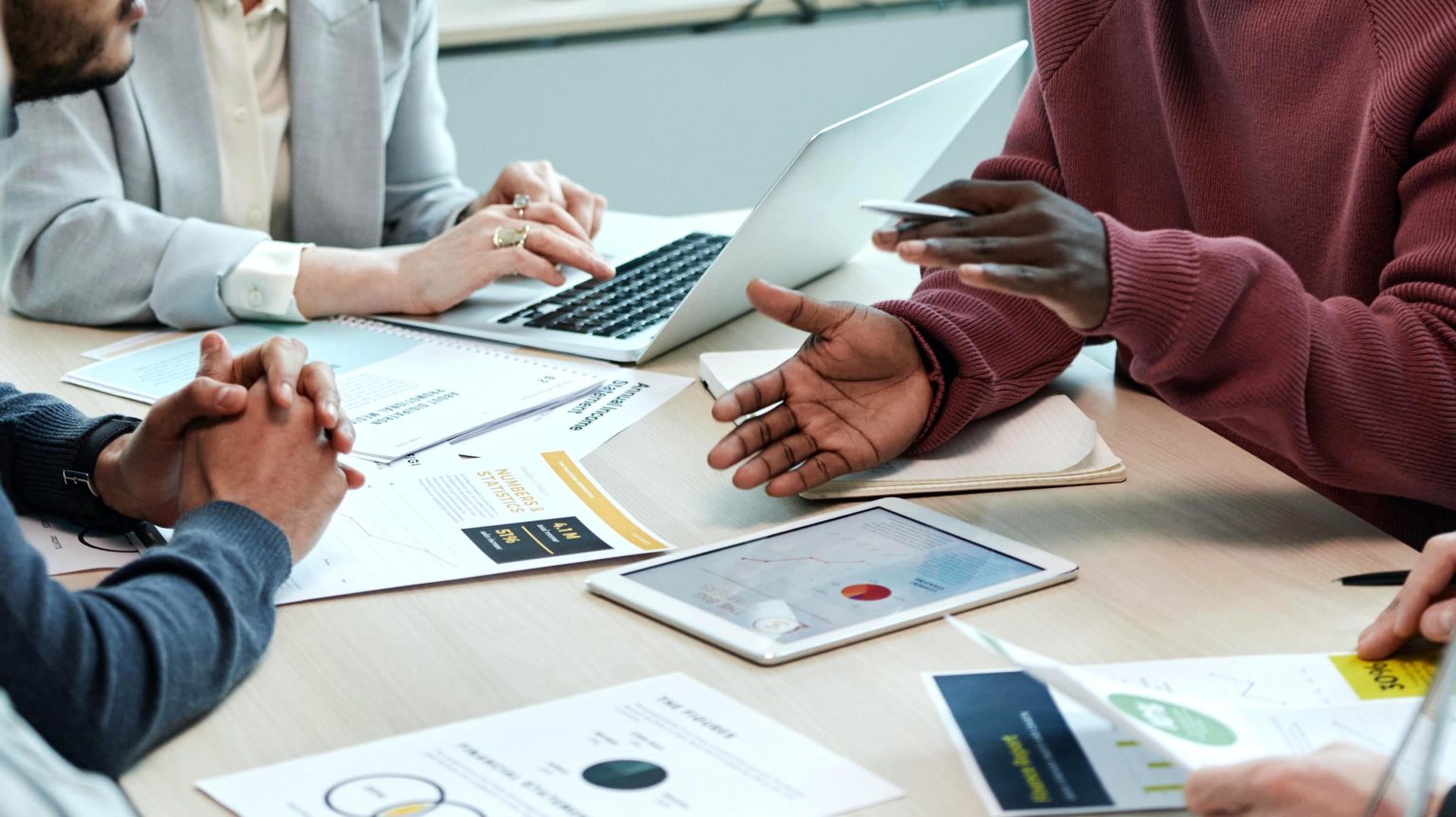 8 tips for IT system implementation - NextLogNextLog